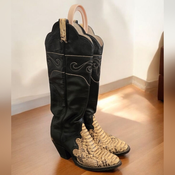 Larry Mahan | Shoes | Vintage Larry Mahan Boot Collection Cowboy Boots ...